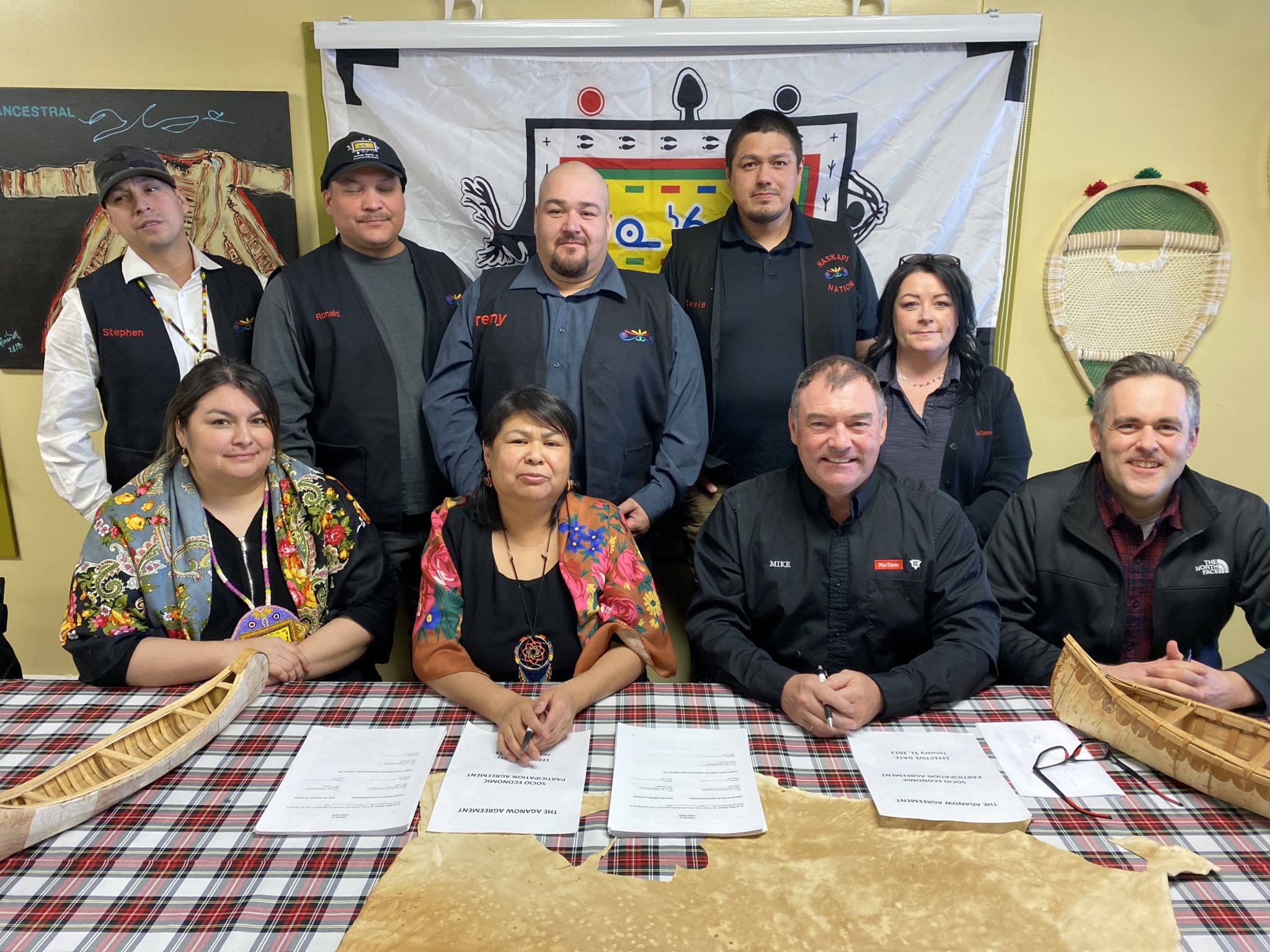 The Naskapi Nation of Kawawachikamach and IOC sign the ᐊᑲᓇᐤ Agreement ...